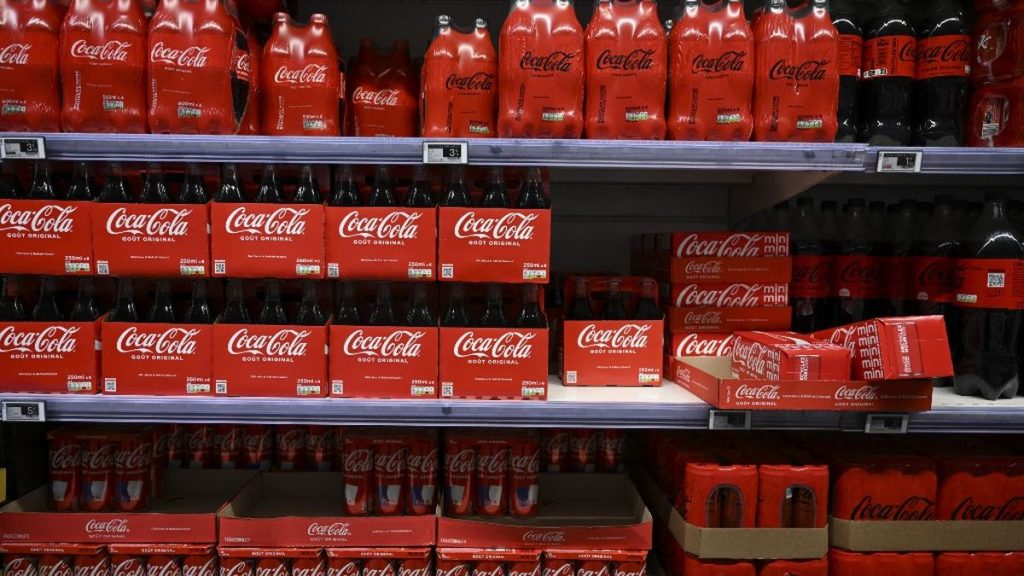 Alerte-Consommation : retrait massif des produits Coca-Cola sur le ...