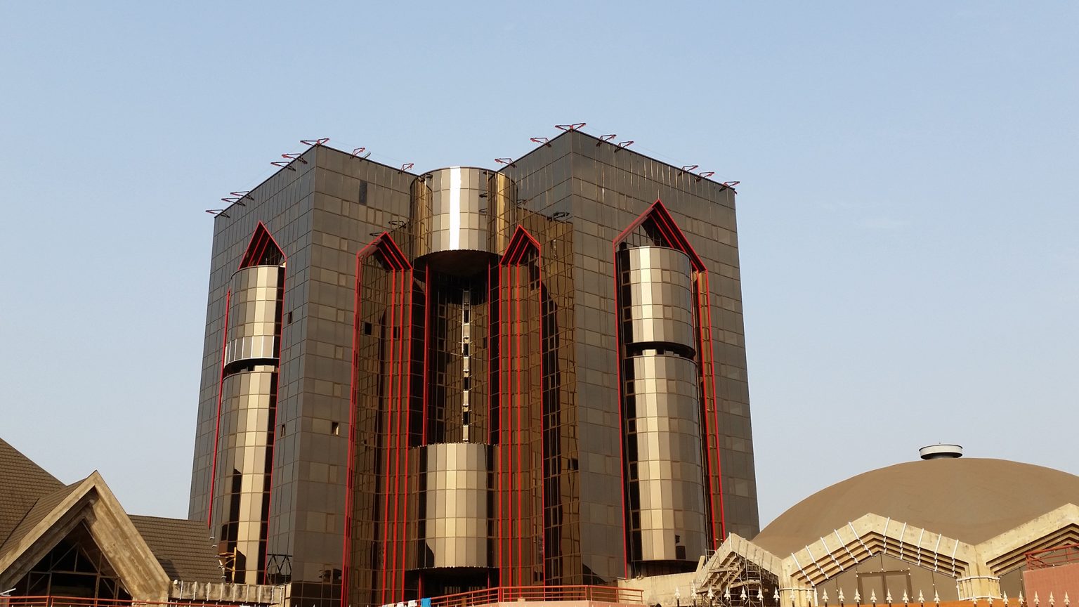 Infrastructure : le siège du Conseil économique et social a coûté 44 ...