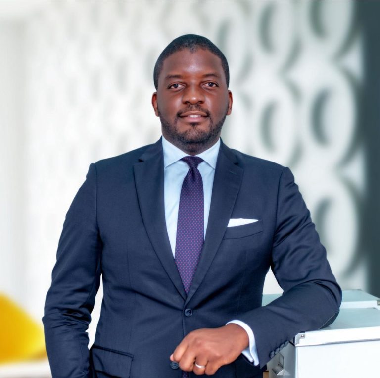 Cameroun : « L’avenir ne se décrète pas, il se mérite » - Jacques Jonathan Nyemb ...